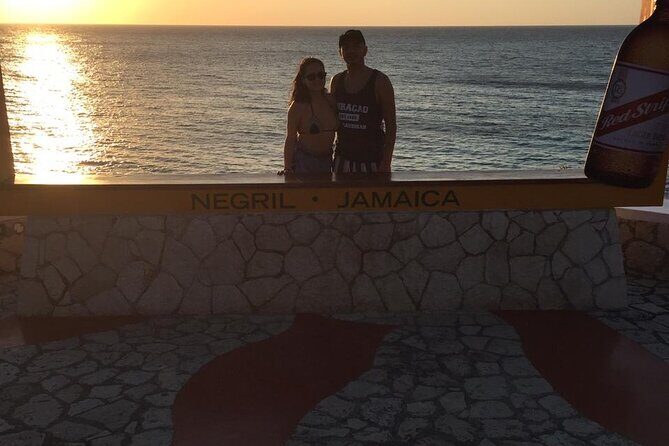 Blue Hole Mineral Spring, Seven Mile Beach, Ricks Cafe/ Shopping Private Tour - Frequently Asked Questions