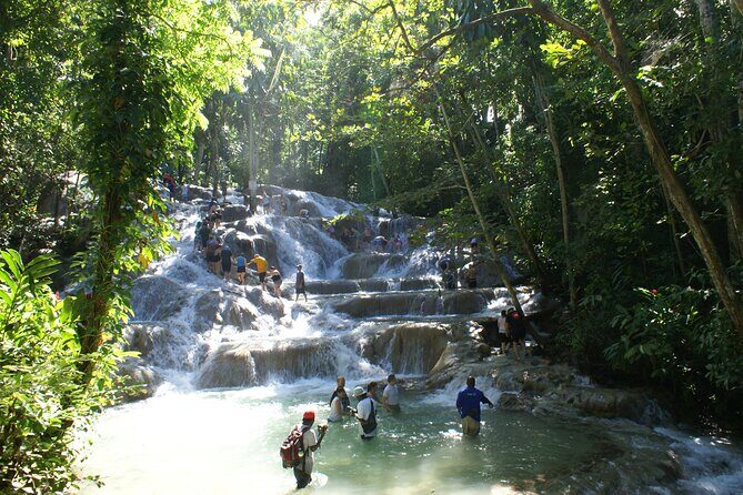 Blue Hole Ocho Rios and Dunn's River Falls - FAQ