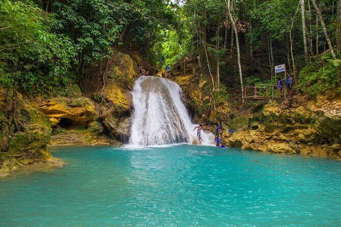 Blue Hole or Dunns River and Luminous Lagoon from Montego Bay - A Closer Look at the Itinerary