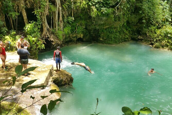 Blue Hole/Secert falls and Dunns River Combo Tour - Key Points