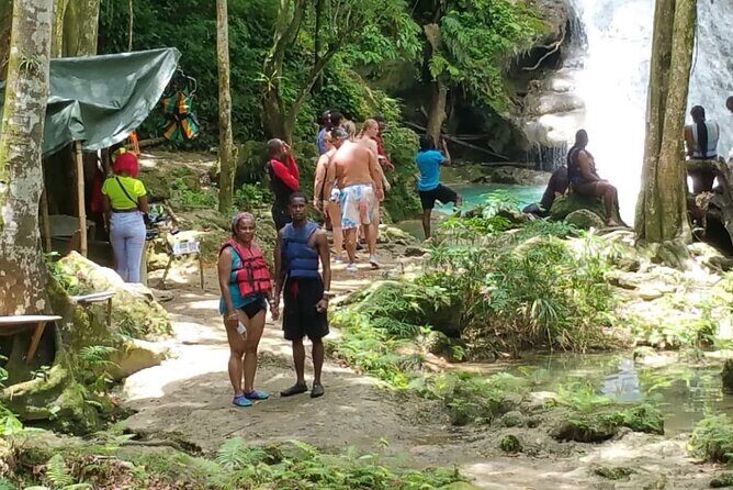 Blue Hole/Secert falls and Dunns River Combo Tour - Frequently Asked Questions