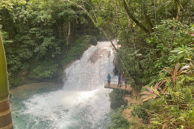 Blue Hole & Secret Falls PRIVATE Tour * {With Entry Fee } - FAQ