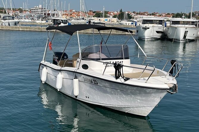 BLUE LAGON & 3 Islands Full Day Private Speedboat Tour - Inclusions and Amenities