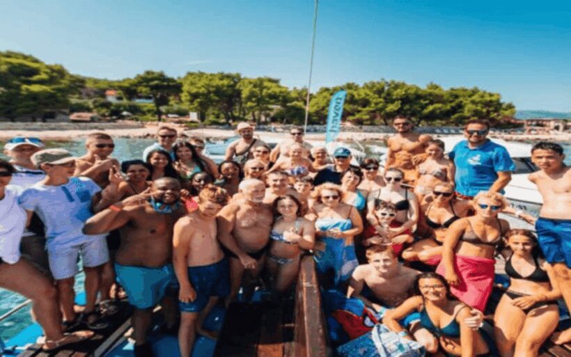 Blue Lagoon Boat Tour from Trogir with Lunch and Drinks - The Experience: What You’ll Really Encounter