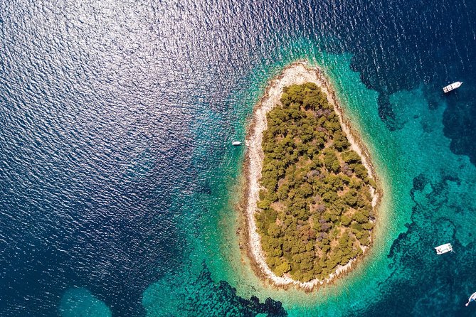 Blue Lagoon & Maslinica Half Day Tour From Trogir - Inclusions and Exclusions