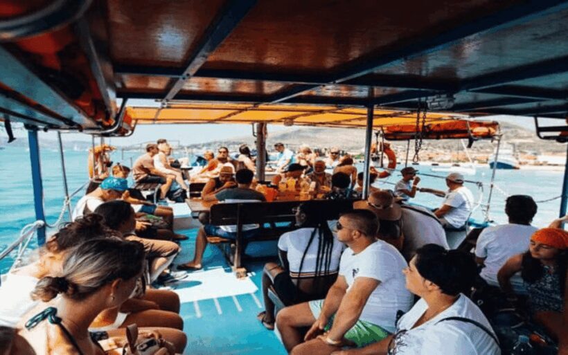 Blue Lagoon & Three Islands Boat Tour from Split with Lunch - Key Points
