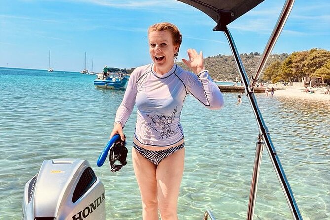 Blue Lagoon Tour From Split With Bottled Water and Wine Included - The Scenic Beauty of Trogir and the Blue Lagoon