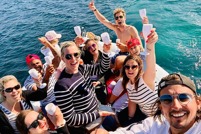 Blue Lagoon Tour From Split With Bottled Water and Wine Included - Traveler Feedback and Experiences