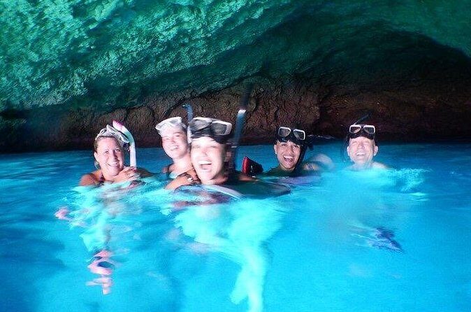 Blue Room and Beach Tour Curacao by Speedboat - FAQ: Your Practical Questions Answered