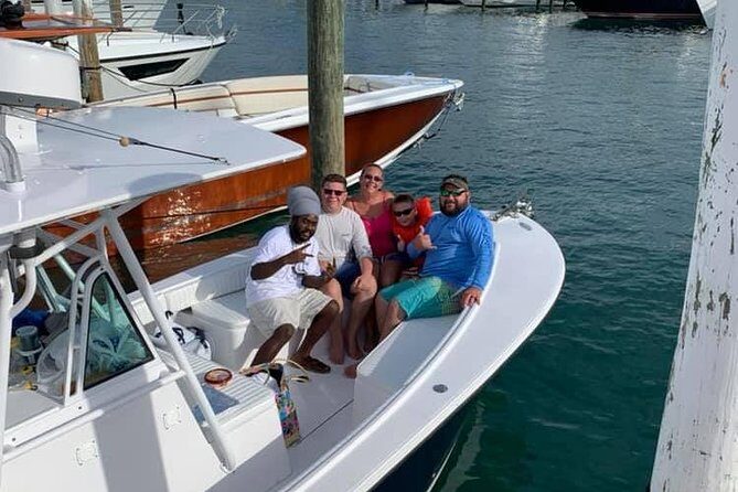 Bluefinn242 Swim with the Turtles in Nassau Bahamas - The Sum Up