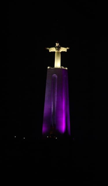 Bluemotion Lisbon: New Year's Eve sailboat cruise - What’s Included and What to Expect