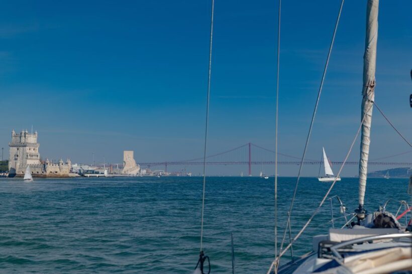 Bluemotion Lisbon: Sailing tour in Tagus River - An Authentic Way to Discover Lisbon’s Landmarks