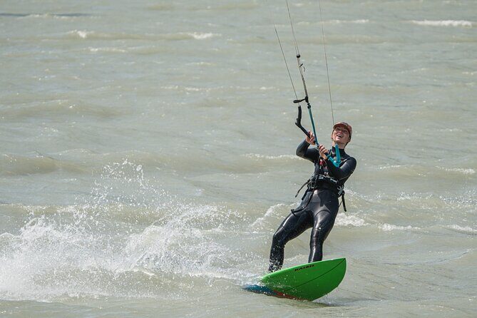 Boat Assisted Kiteboarding Lessons in Squamish - Who Is This Tour Best For?