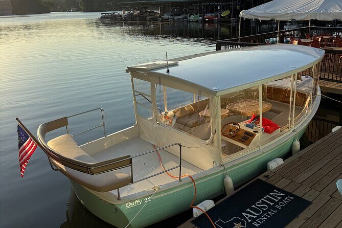 Boat Cruise 1 Hr on Lake Austin Air Conditioned Per Person - Who Will Love This Experience?