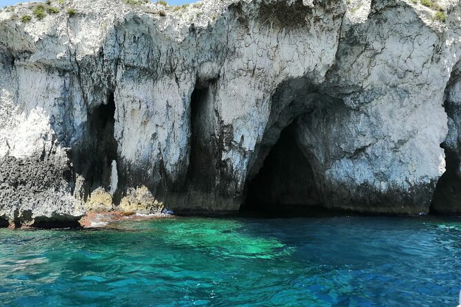 Boat Excursion on the Island of Ortigia With Snorkeling to the Sea Caves - Accessibility and Additional Details
