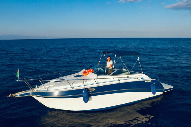 Boat excursions in the Bay of Taormina and Gardens on a private basis - A Relaxing and Scenic Private Boat Tour in Sicily’s Taormina Coast