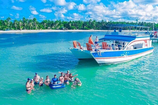 Boat Party with Drinks and Snacks with Transportation Included - Key Points