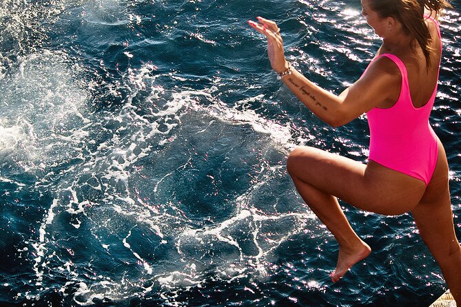 Boat Party with Swimming Stop Experience in Mykonos - A detailed look at the boat party experience