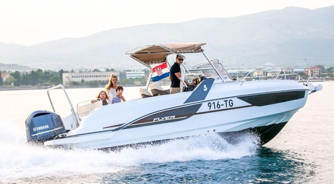 Boat rental - 1 day from Trogir - The Sum Up