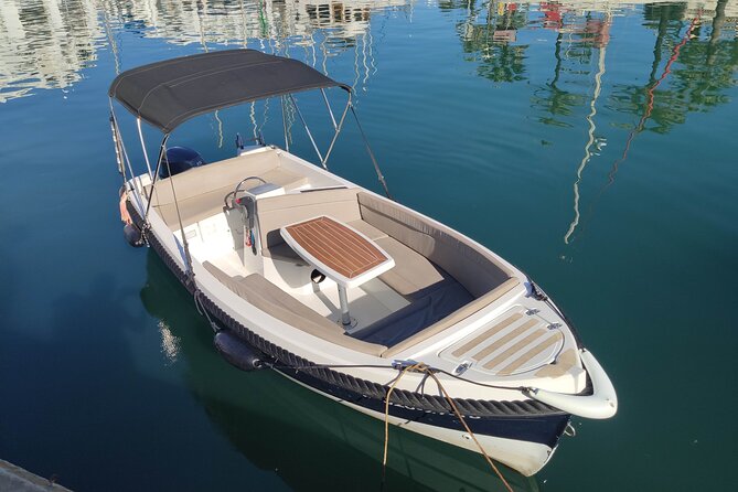 Boat Rental Without License in Benalmádena - FAQs