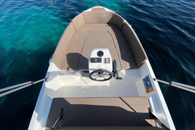 Boat Rental Without License in Ibiza and San Antonio - FAQ