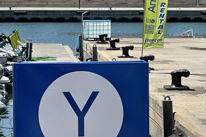 Boat Rental Without License in La Marina De Valencia - Accessibility and Safety Information