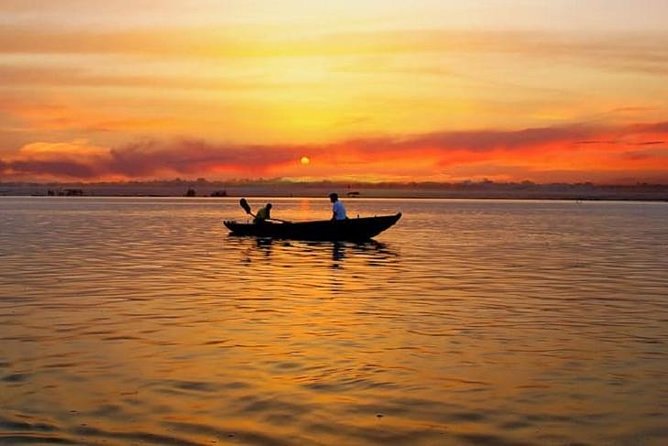 Boat Ride on the Ganges in Varanasi - Key Points