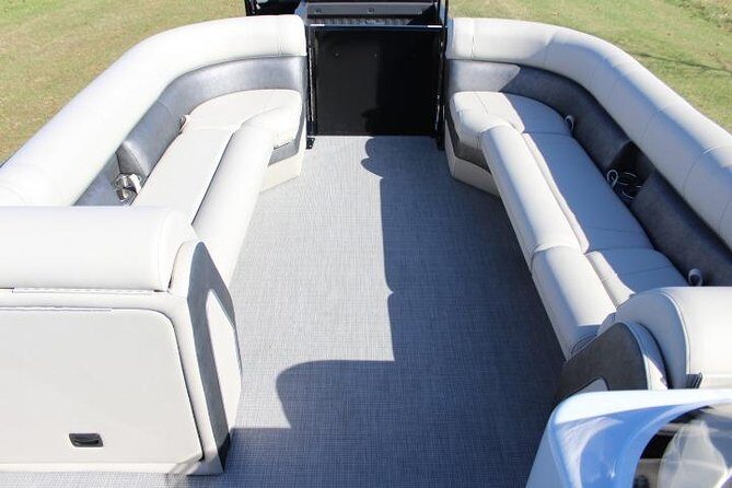 Boat Shuttle to Ski Shores - Scenic Water Taxi Tour - The Sum Up