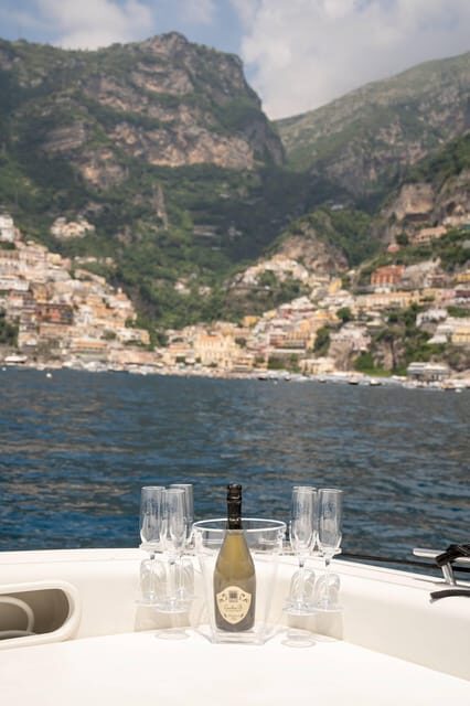 Boat tour Amalfi Coast - Capri - Positano - Sunset - Key Points