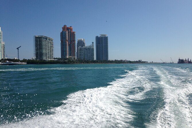 Boat Tour and Water Taxi Shuttle service - An In-Depth Look at the Water Taxi Experience