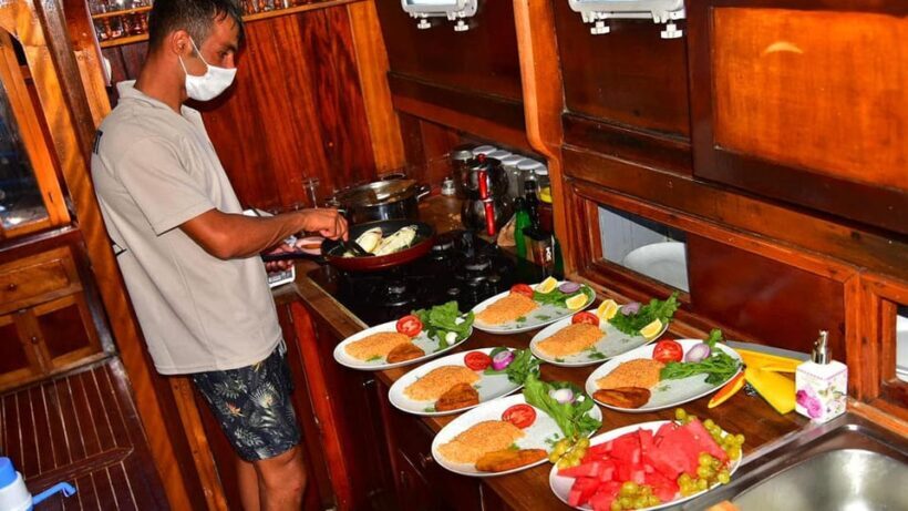 Boat tour: Bodrum Private Boat Tour for Cruise Customers - How Does This Tour Compare in Value?