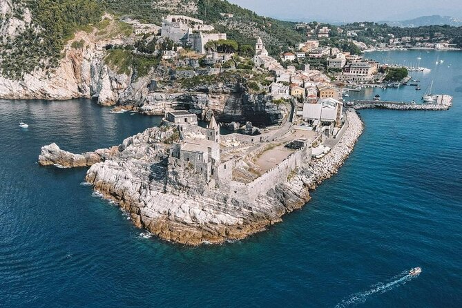 Boat Tour of the 3 Islands & Portovenere - Included Amenities and Comforts