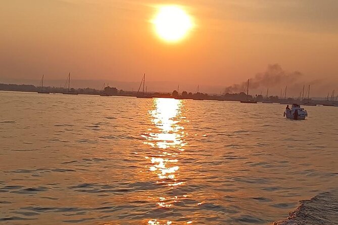 Boat Tour Ortigia and Syracuse Sea Caves - Discovering the Syracuse Coastline