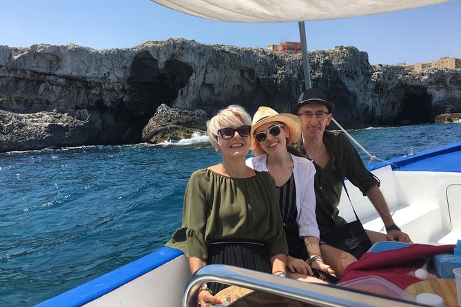 Boat Tour Ortigia, Sea Caves and Pillirina 2h - The Sum Up