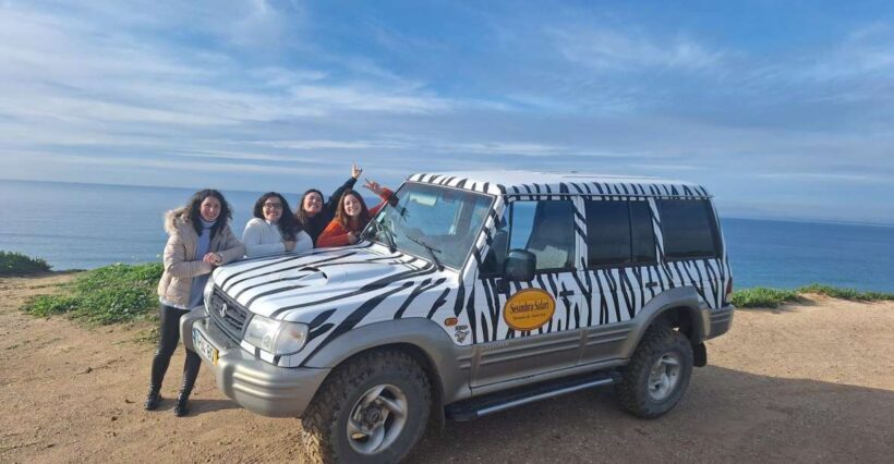 Boat Trip and Jeep Tour with Lunch in Arrábida - FAQs
