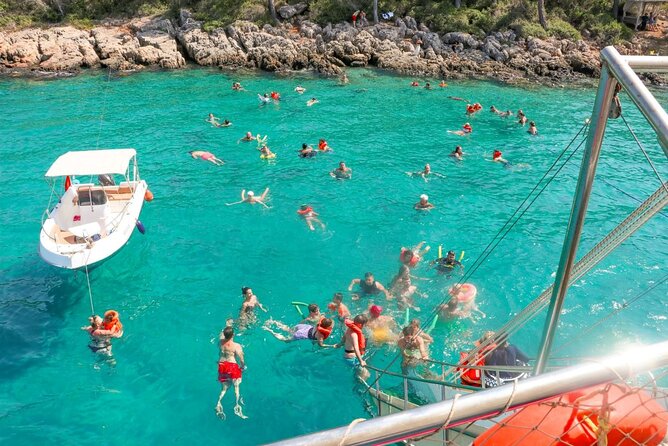 Boat Trip, Cleopatra Island from Marmaris w/Lunch and Soft Drinks - FAQ