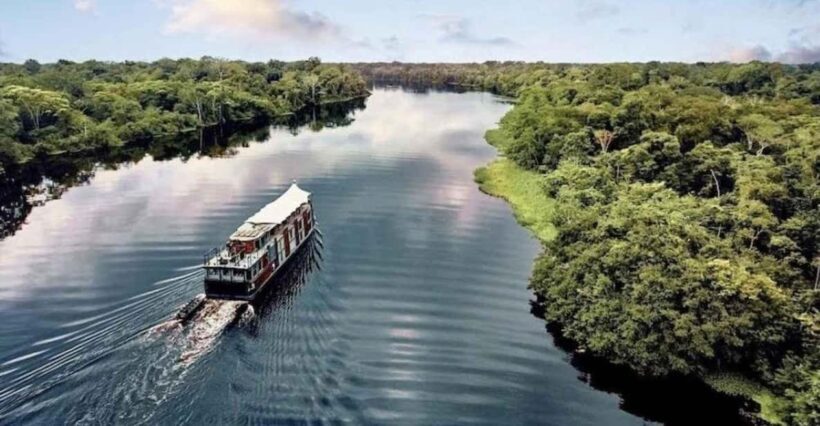 Boat trip on the Amazon and Itaya rivers - Whats Included and Whats Not