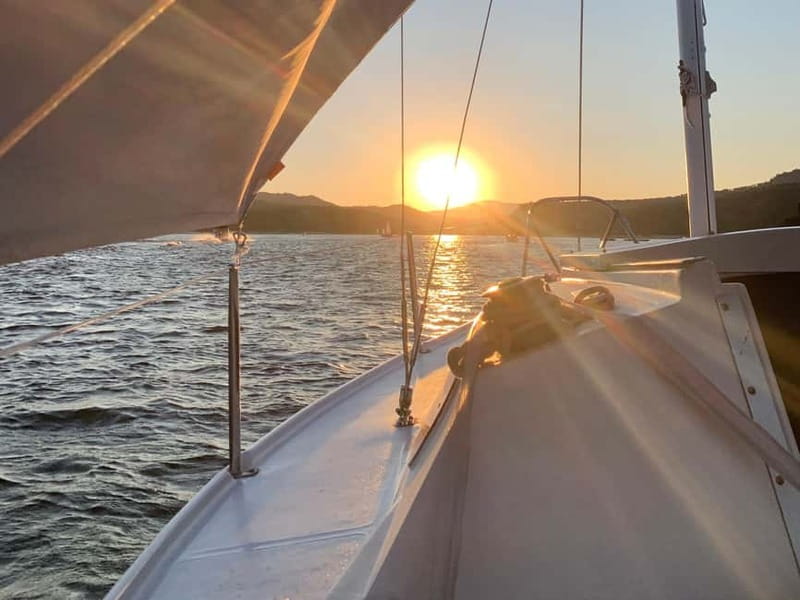 Boat trip  on the San Juan reservoir, Madrid - What to Expect From Your San Juan Reservoir Boat Trip