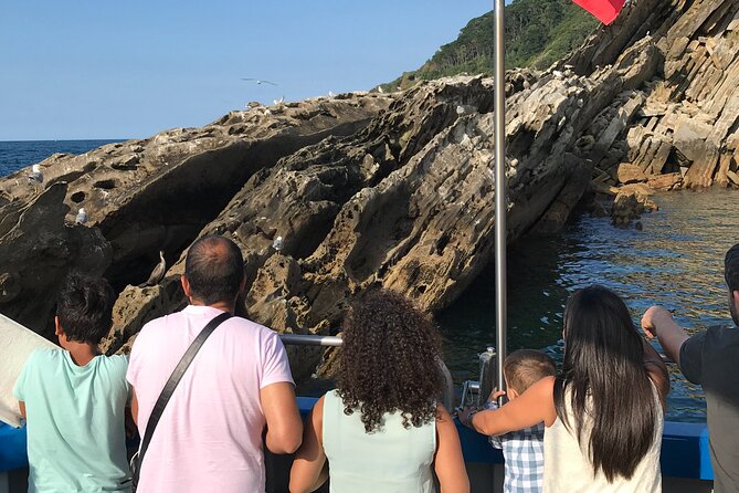 Boat Trip Through La Concha Bay and Santa Clara Island - Location and Accessibility