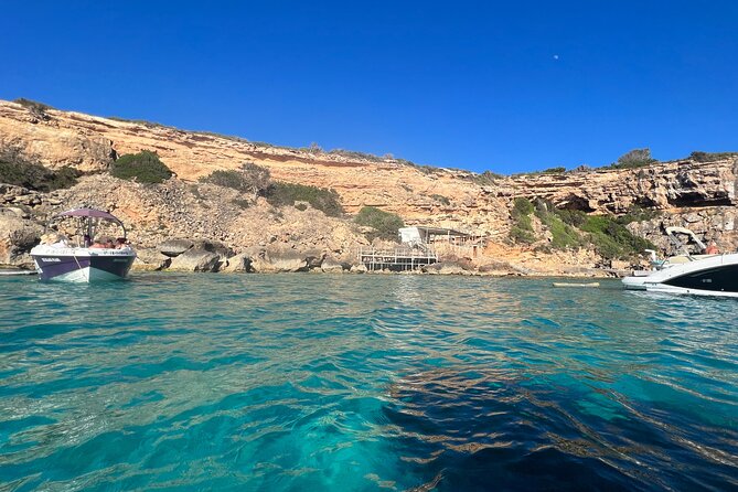 Boat trip to coves, beaches north Ibiza and Tagomago Island - A detailed look at the tour experience