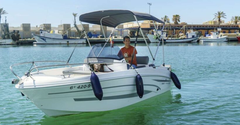 Boat without licence, fuel included - Key Points