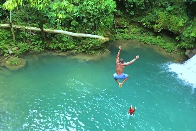 Bob Marley and Blue Hole Experience private transportation - The Sum Up