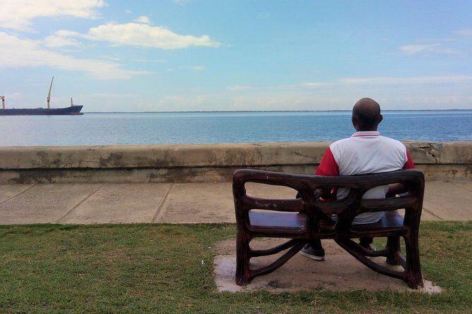 Bob Marley Museum and Kingston Sightseeing Tour from Ocho Rios - FAQs