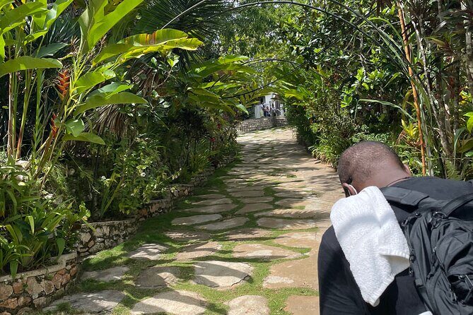 Bob Marley's Nine Mile Mausoleum Tour (Complimentary Rum Punch) - The Cost: Is It Worth It?