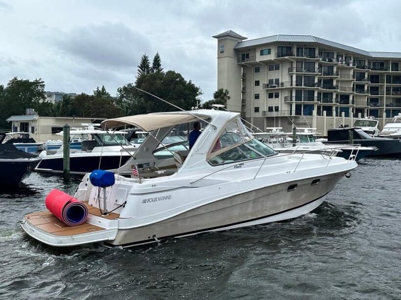 Boca Raton: 23ft Boat Tour with Snorkeling/Tubing/Island - An Overview of the Tour Experience