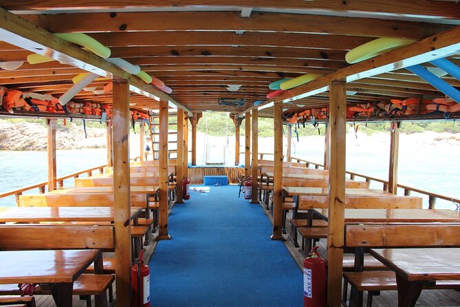 Bodrum Boat Trip With Lunch 11:00 to 17:00 - Inclusions