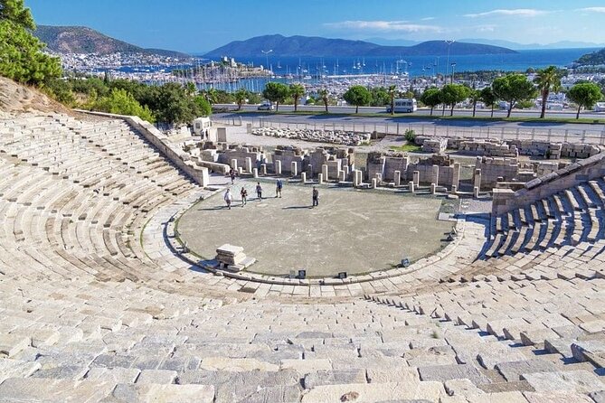 Bodrum Fullday Private Tour With Licenced Guide & Dlx Van - Exploring the Highlights of Bodrum