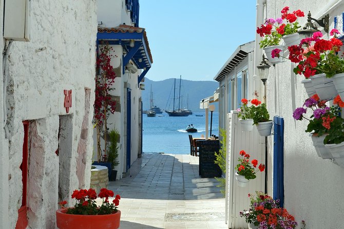 Bodrum Like a Local: Customized Private Tour - Connecting With Knowledgeable Local Guides