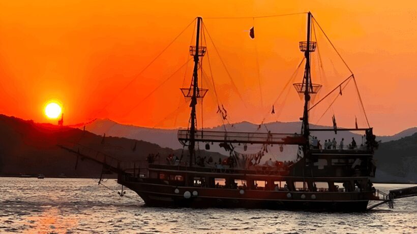 Bodrum: Pirate Boat Trip with Lunch - Key Points