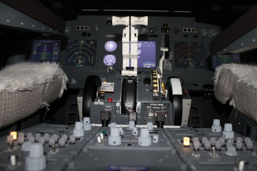 Boeing 737-800NG Professional flight simulator - 50 minutes - Key Points